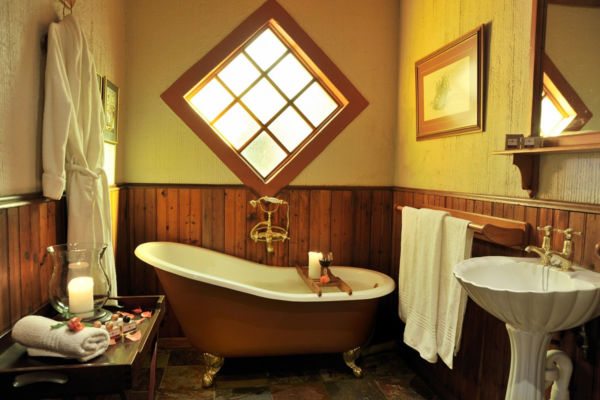 Thuru Lodge - Garry Kelly Safaris